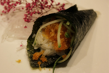 Crispy Spicy Salmon Hand-Roll – Hokkaido Sushi